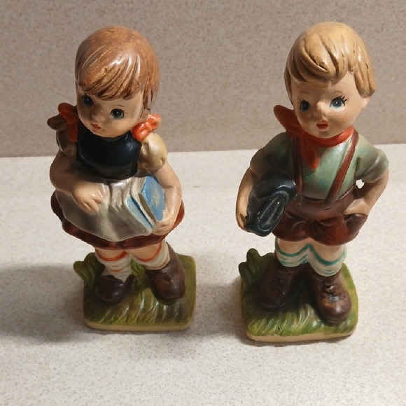 Hummel | Art | Hummel Brown And Tan Art Sculpture | Poshmark